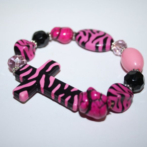 Vintagejelyfish | Jewelry | Hot Pink And Black Zebra Cross Bracelet 8 ...